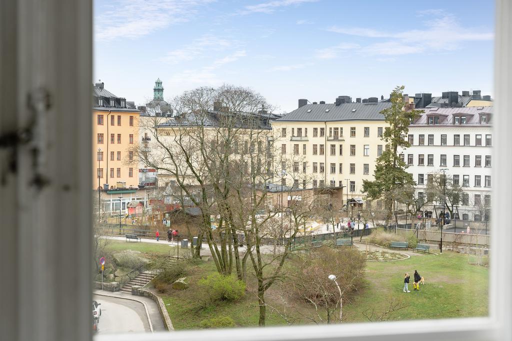 Rödabergsbrinken 7, 2,5 tr, vån 2, Stockholm | Svensk Fastighetsförmedling